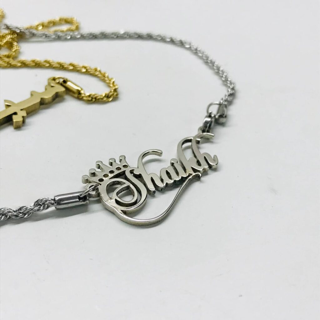 Customized Metal Necklace - Hindi Name - Customized Necklace - Name ...
