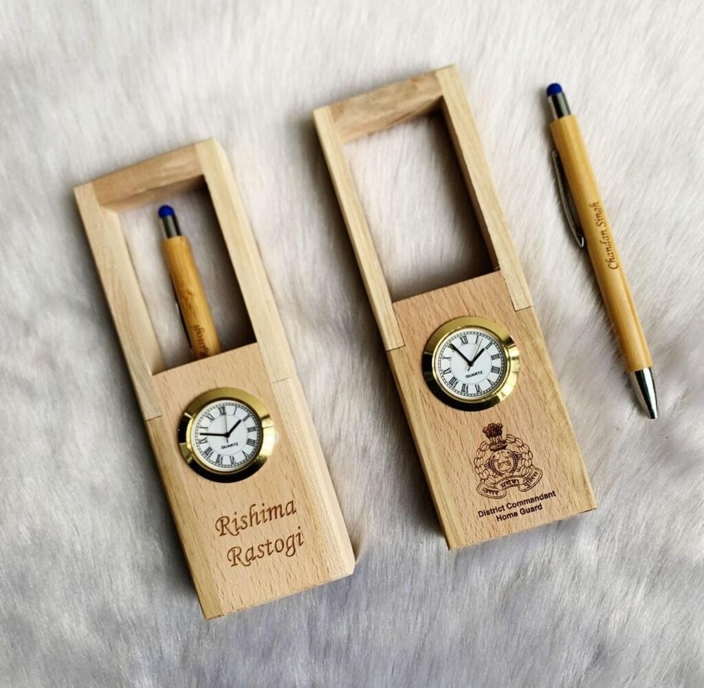 Personalized Wooden Pen Stand & Pen Set - Valentine’s Desk Gift ...