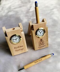 Personalized Wooden Pen Stand & Pen Set - Valentine’s Desk Gift ...